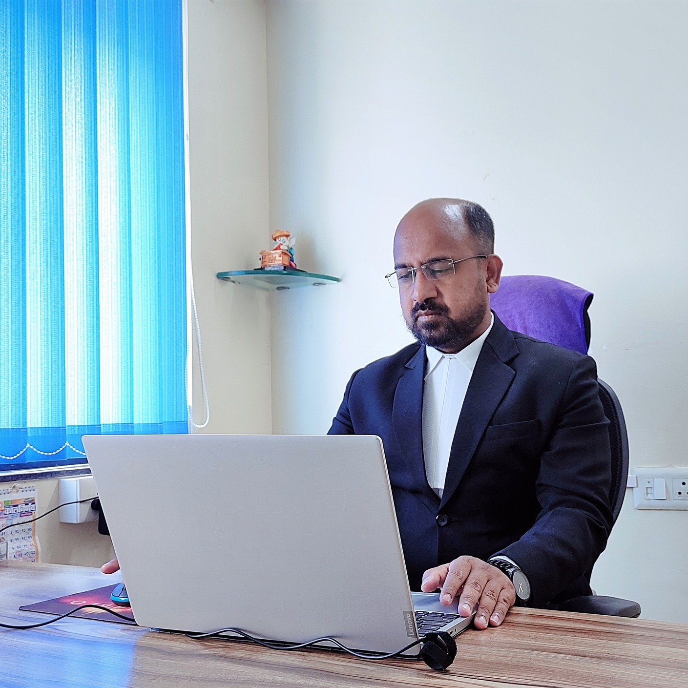 Best Advocate in Pune - Adv. G. V. DESHMUKH